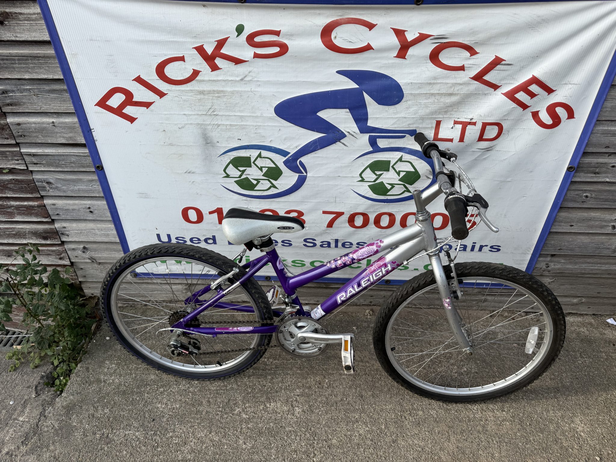 Raleigh Krush 24” Wheel Girls Bike. £85. Serviced. Great! – Rick's Cycles
