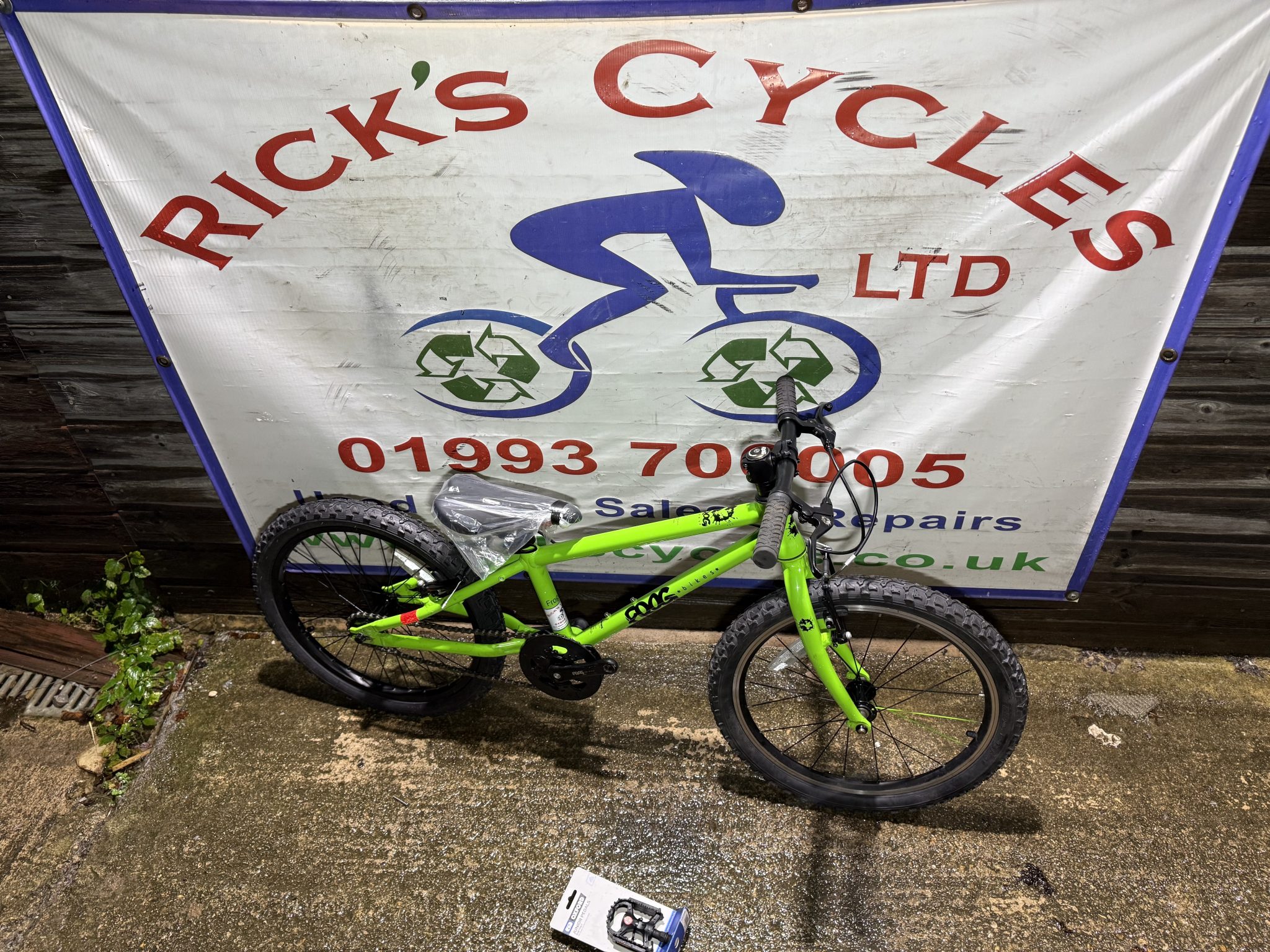 Frog 52s 20” Wheel Unisex Kids Bike. Red! No1. £150. Refurbished! – Rick's Cycles